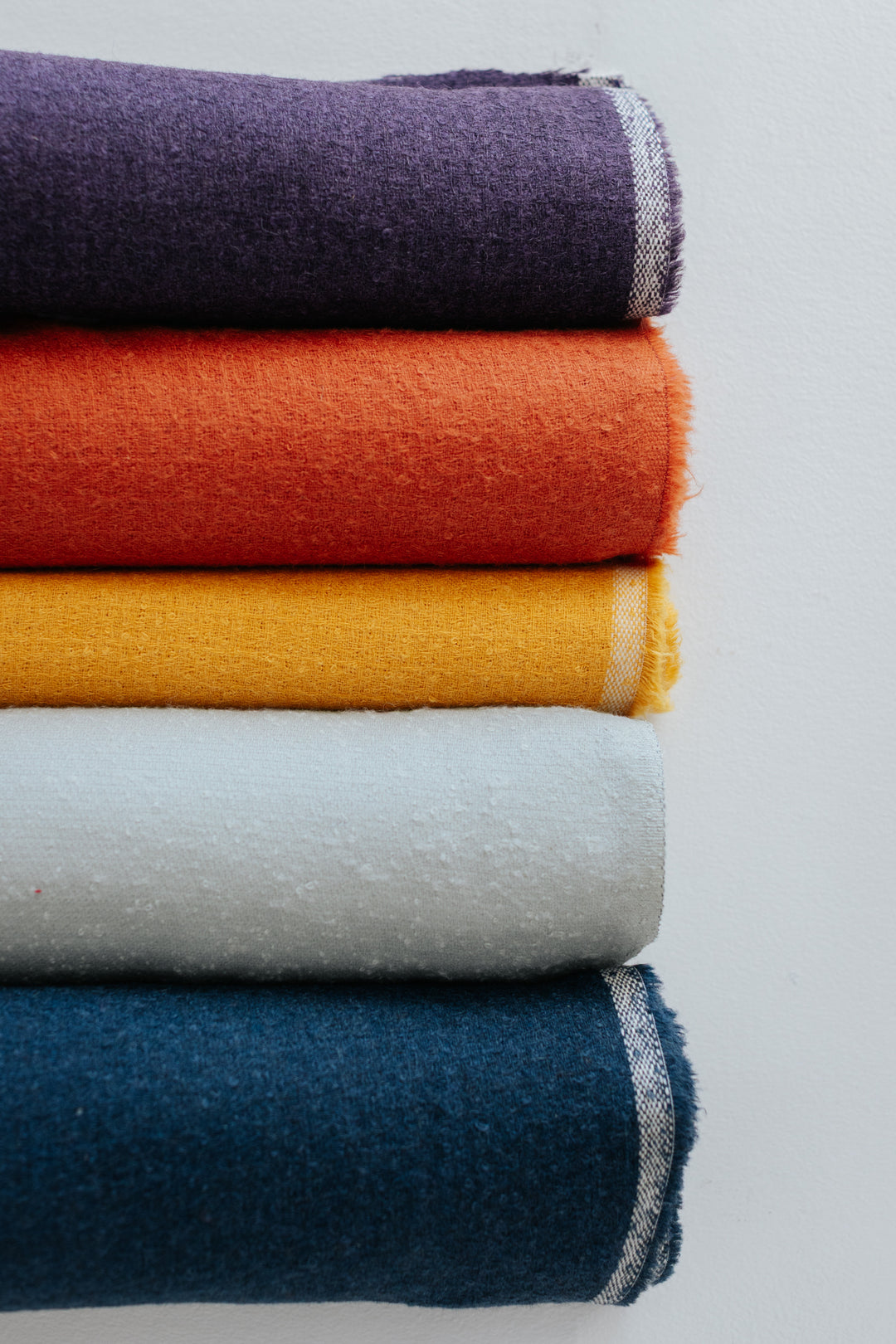 The Fine Cloth Company - Linen, Wools, Crepes and Silks Fabric Store